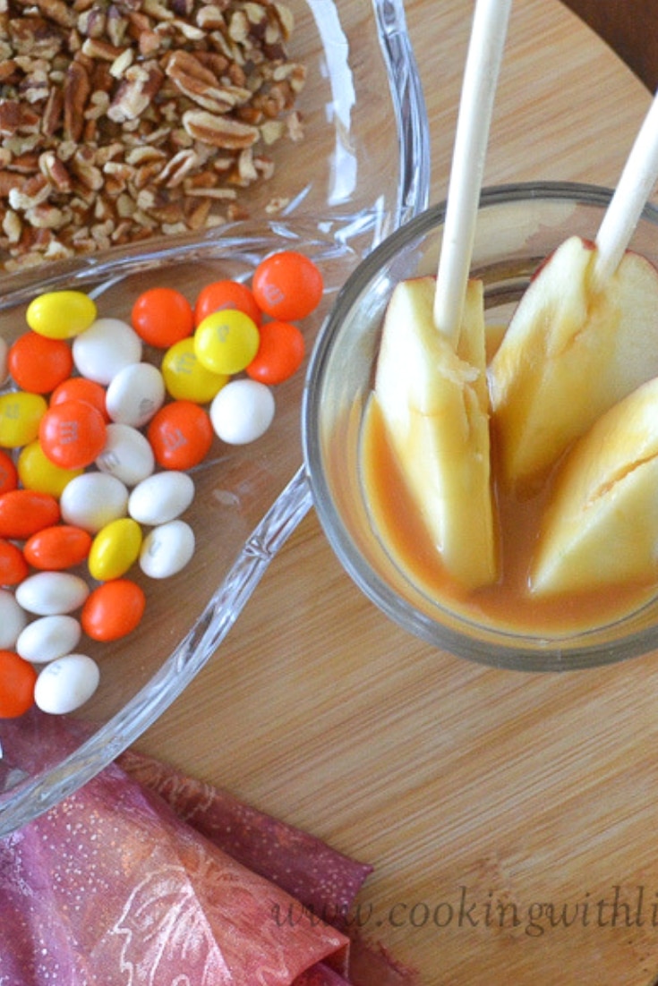 Caramel Apple Mini-Pops {Easy Fall Snacks} | Cooking With Libby