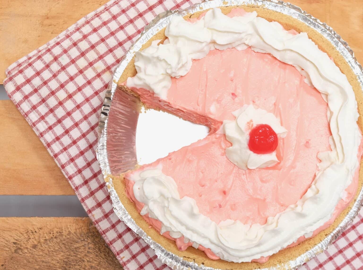 Pie Recipes with Cool Whip | Cooking With Libby